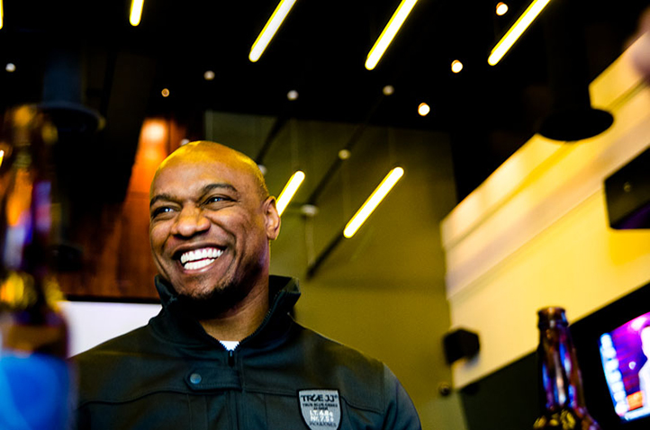 Interview: Jarrett Walter Payton on Growing Up Walter Payton's Son | A ... Interview: Jarrett Walter Payton on Growing Up Walter Payton's Son | A ...